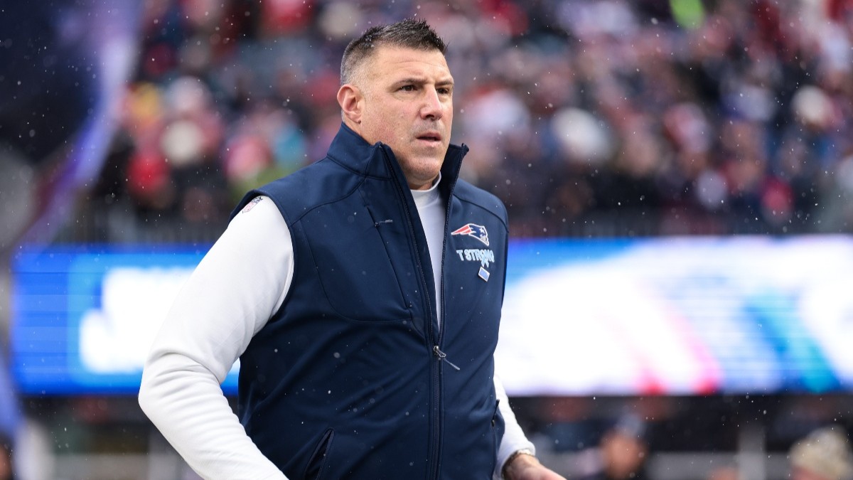 Mike Vrabel Took A Bloody Hit In A Wild Playoff Moment Then Shifted ...